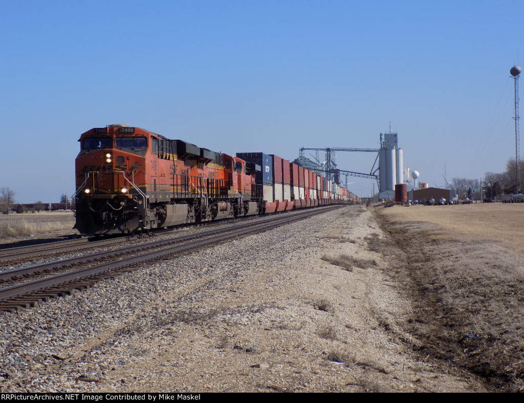 BNSF 7495